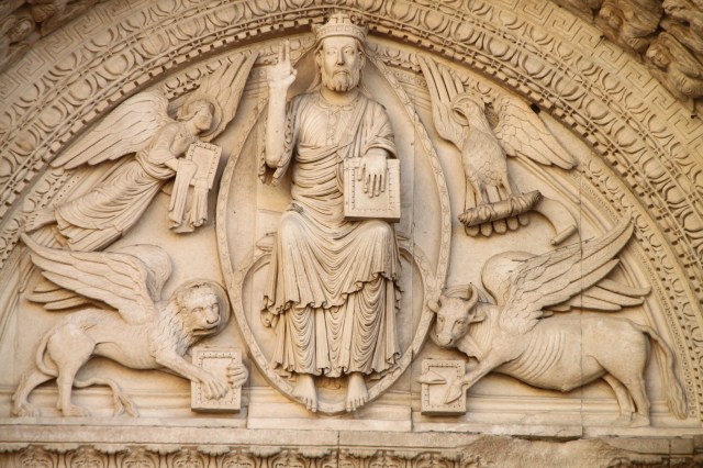 E un tocco di genio rinnovò i timpani – BEFORE CHARTRES | Appunti sull ...